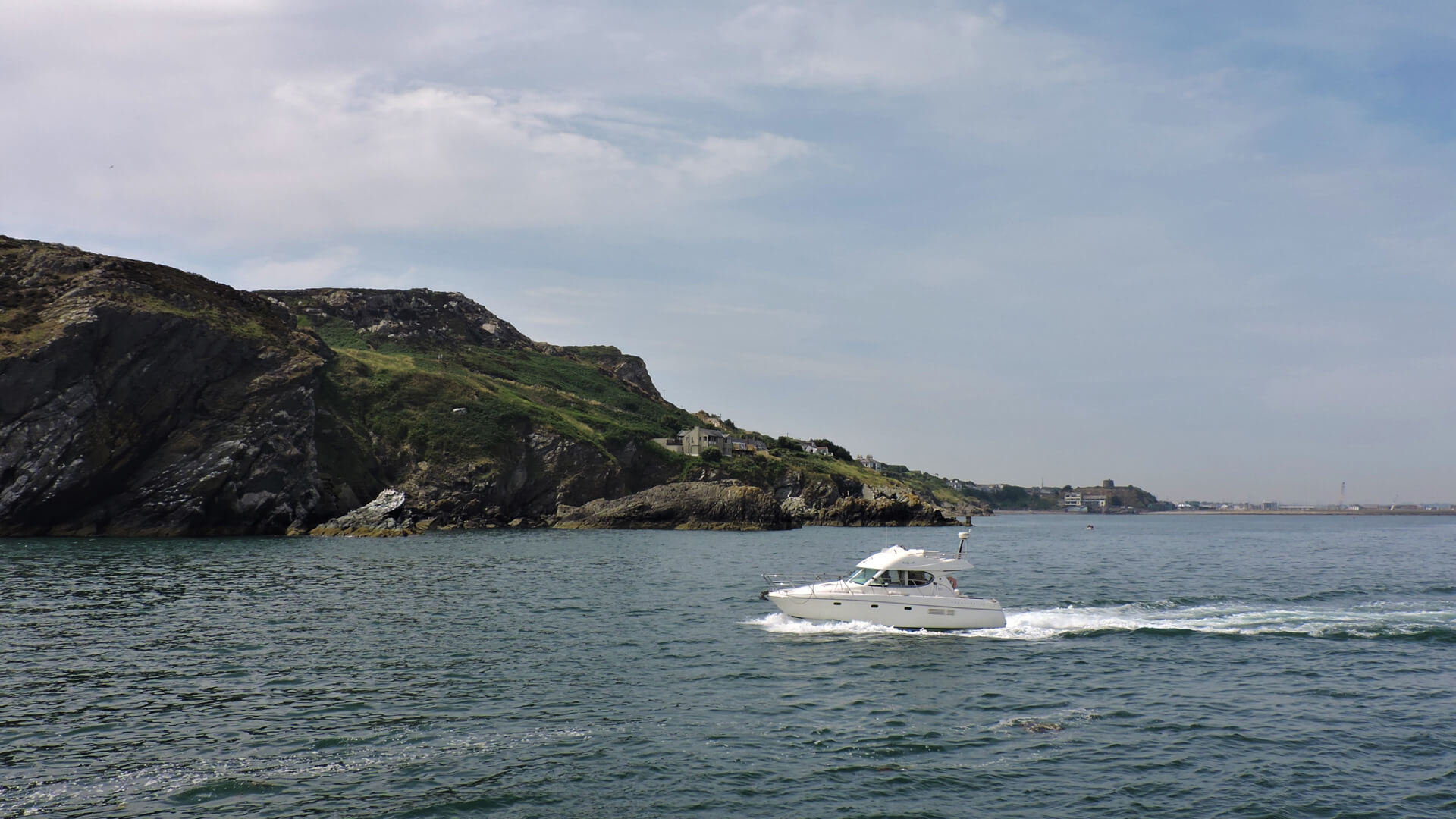 Dublin Bay Cruises | Outdoor Activities Dublin | Drury Court Hotel